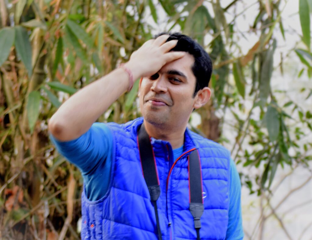 Duare Sarkar- An Analysis – Saptarshi Nag